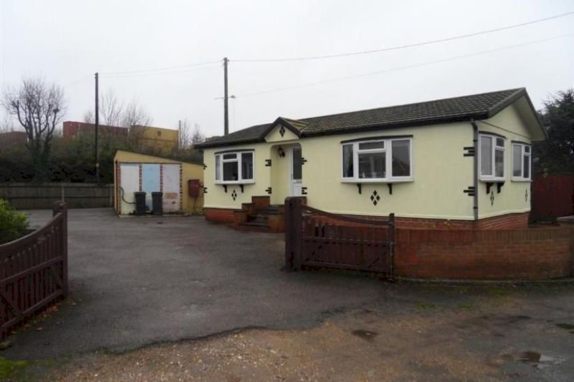 Royston Farm Park Homes for sale in Suffolk